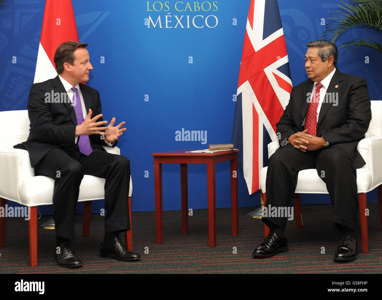 Prime Minister David Cameron meets with Indonesian President Susilo ...