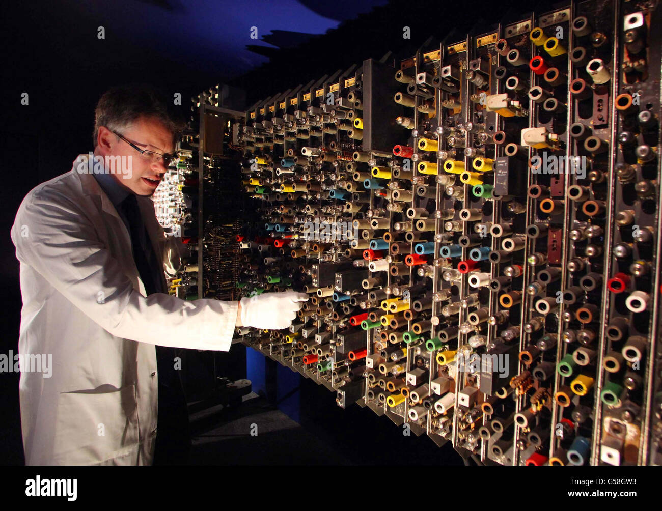 Science turing tnrphoto hi-res stock photography and images - Alamy