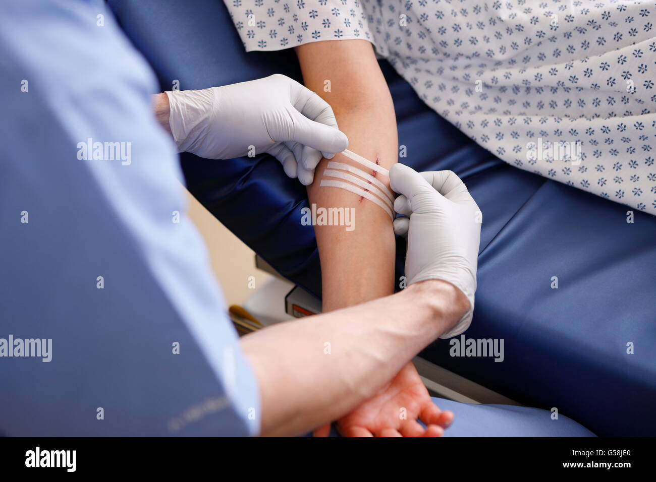 Wound care nurse hi-res stock photography and images - Alamy
