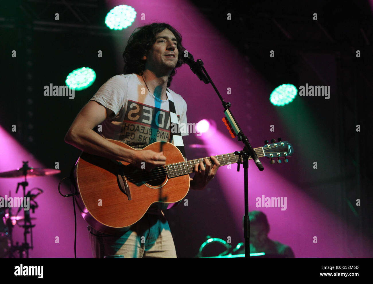 Football gary lightbody hi-res stock photography and images - Alamy