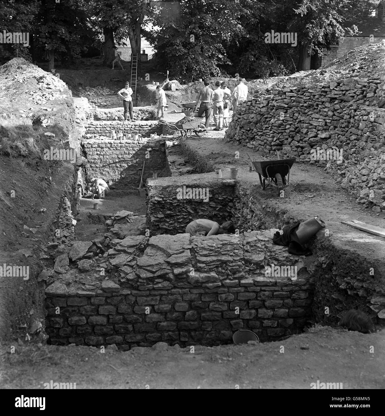 ROMAN BRITAIN: A general view of the Roman excavation site at ...