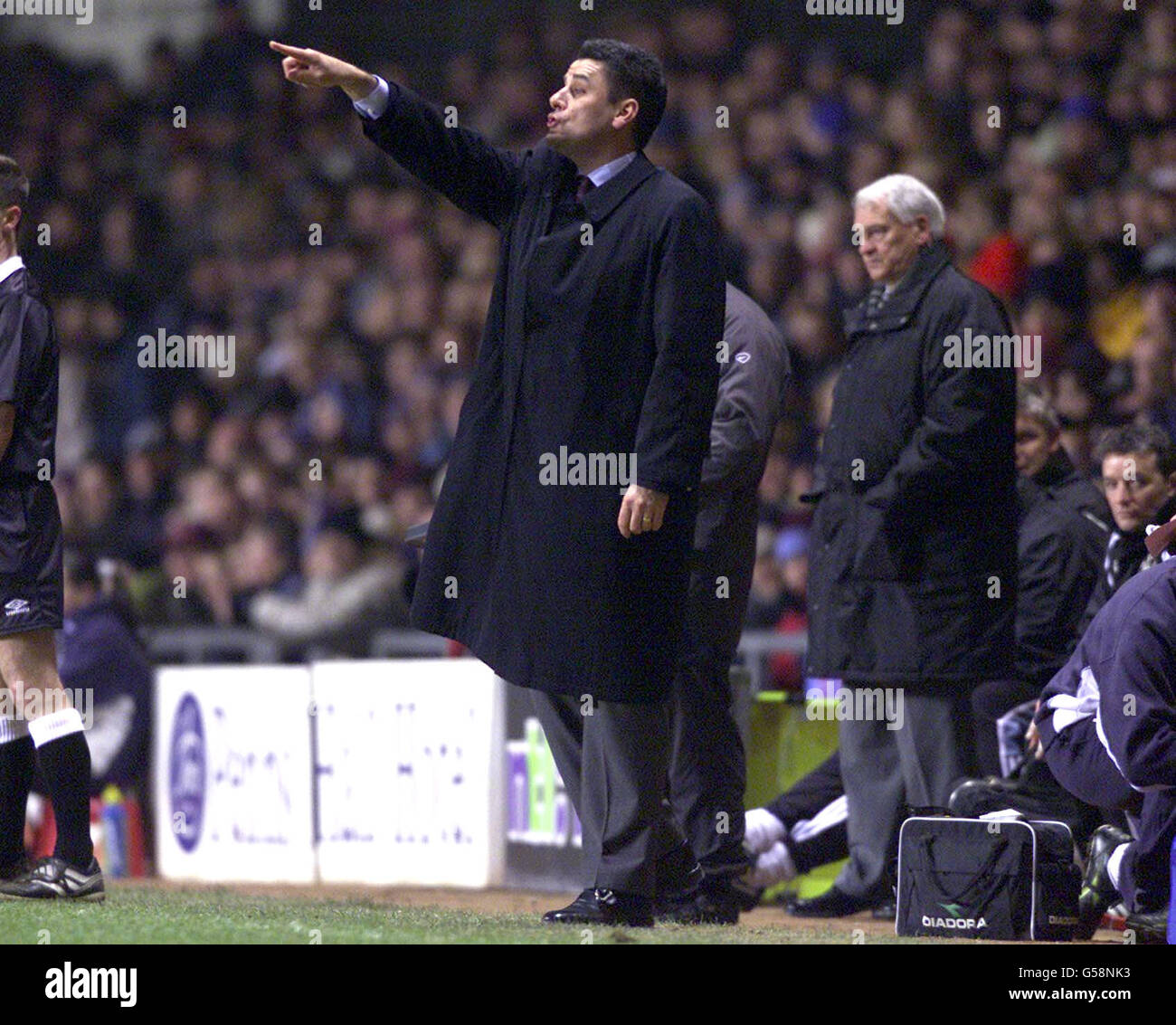 Aston villa manager john gregory hi-res stock photography and images ...