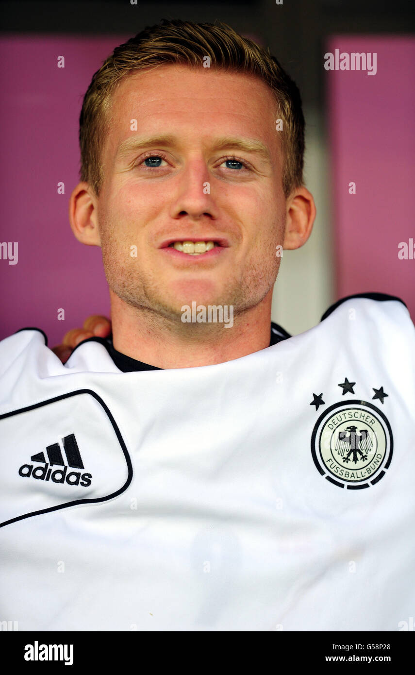 Head shot headshot portrait schuerrle hi-res stock photography and ...