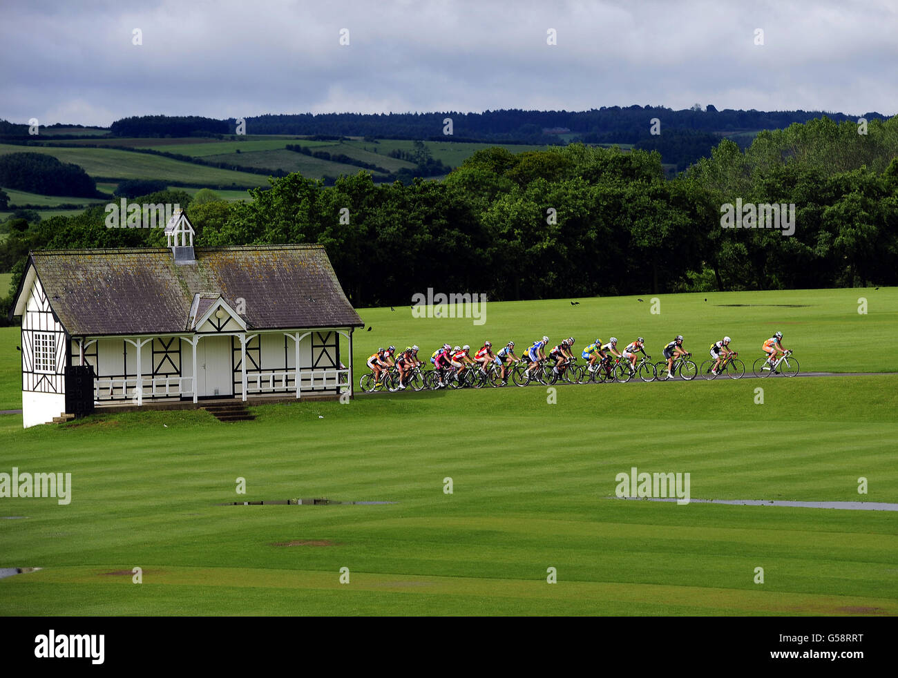 Ampleforth cricket hi-res stock photography and images - Alamy