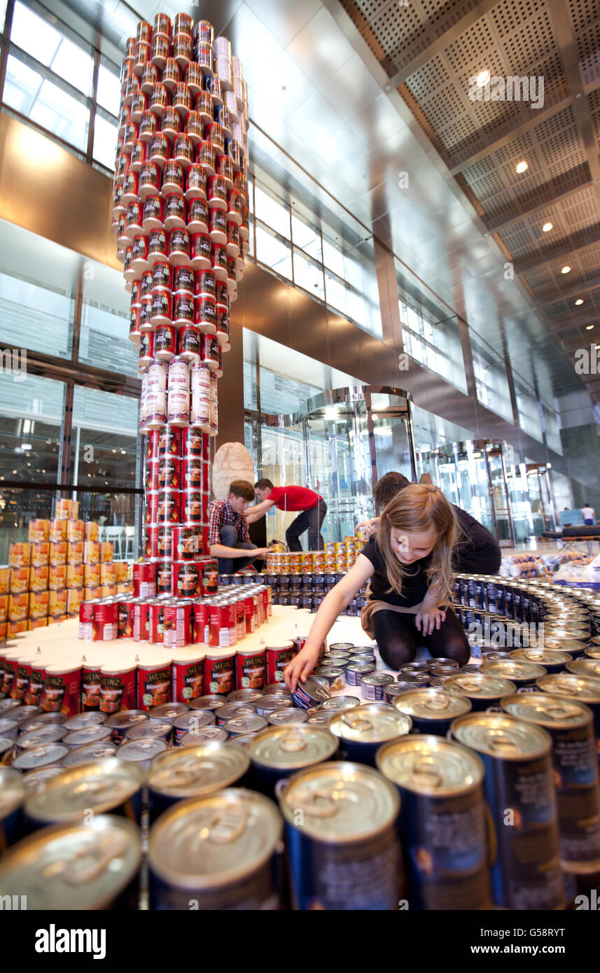 Canstruction hi-res stock photography and images - Alamy