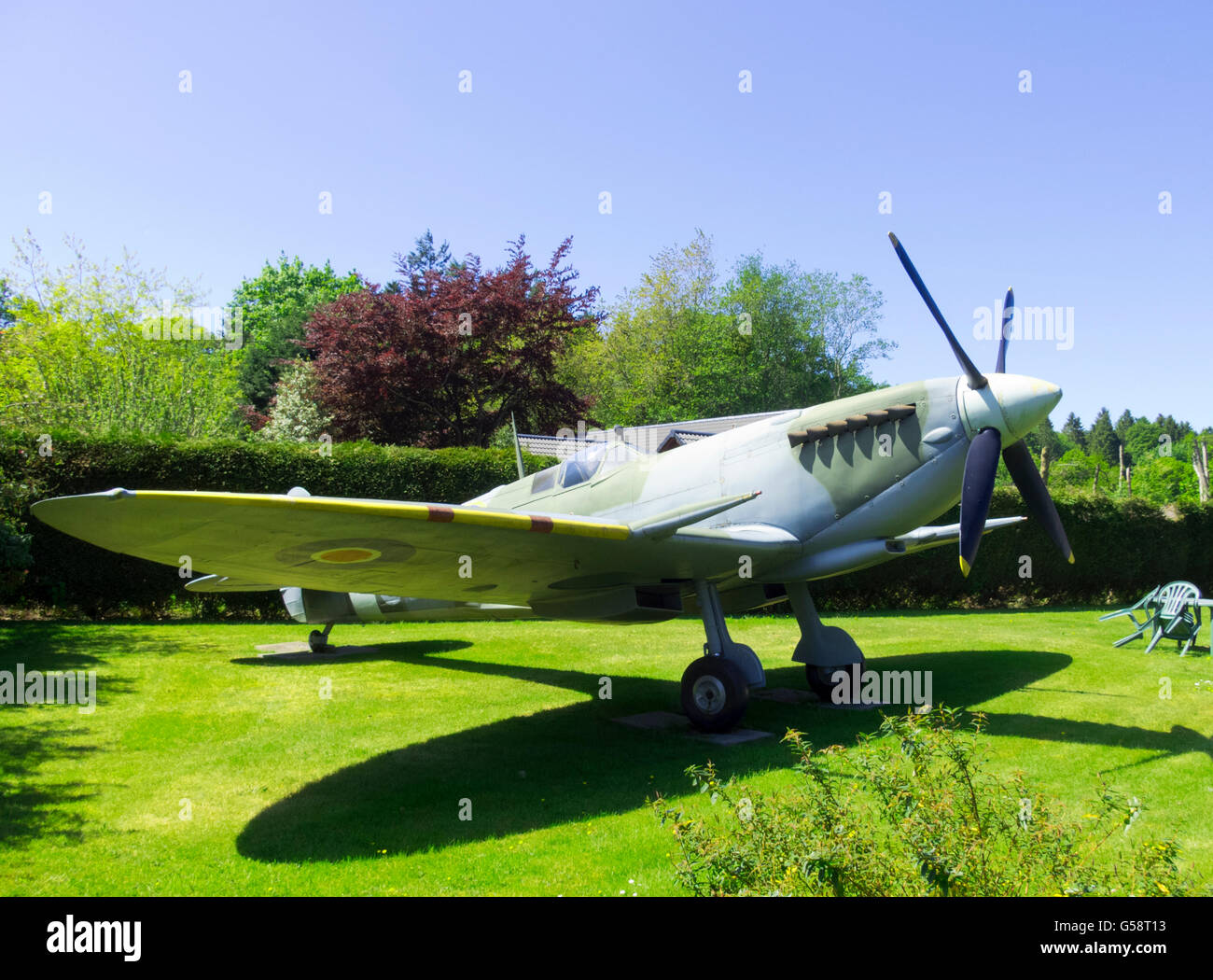 Replica Supermarine Spitfire Fighter Plane, Moffat, Dumfries and ...