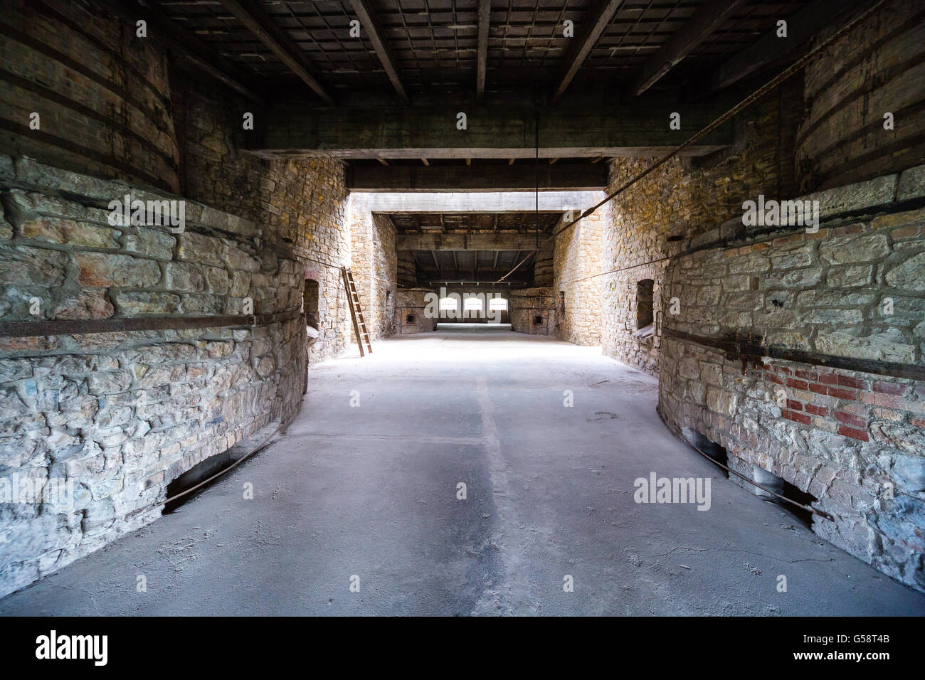 Old factory floor hi-res stock photography and images - Alamy