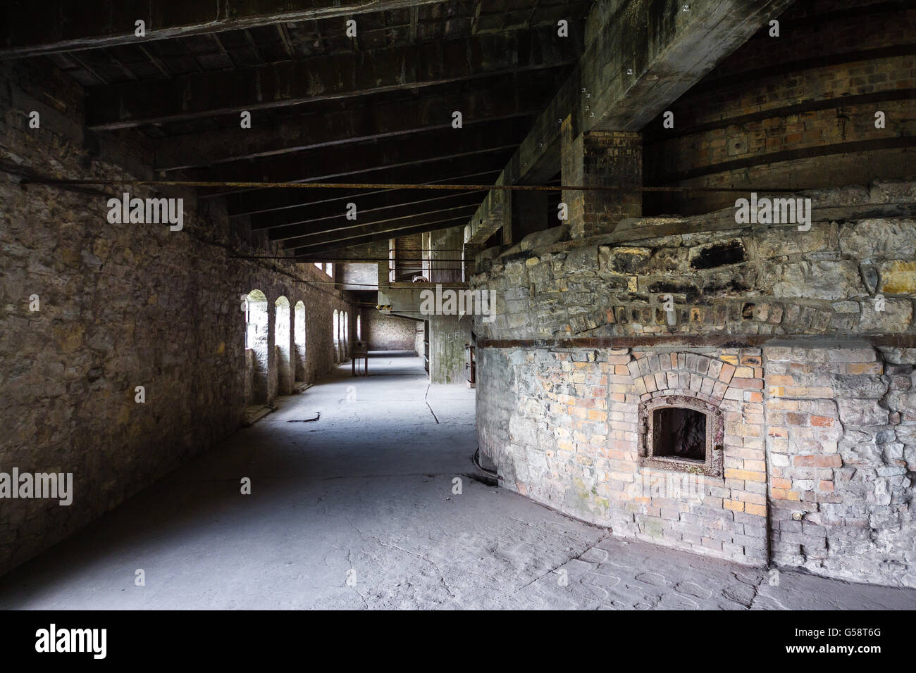 Abandoned brick building weathered hi-res stock photography and images ...