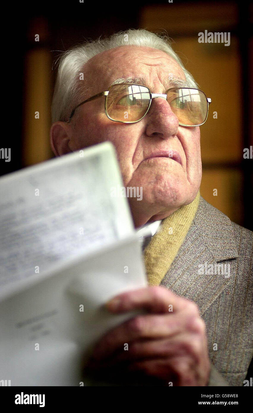 Veteran payment hi-res stock photography and images - Alamy