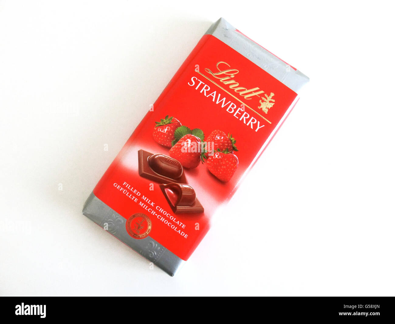Lindt chocolate bar hi-res stock photography and images - Alamy