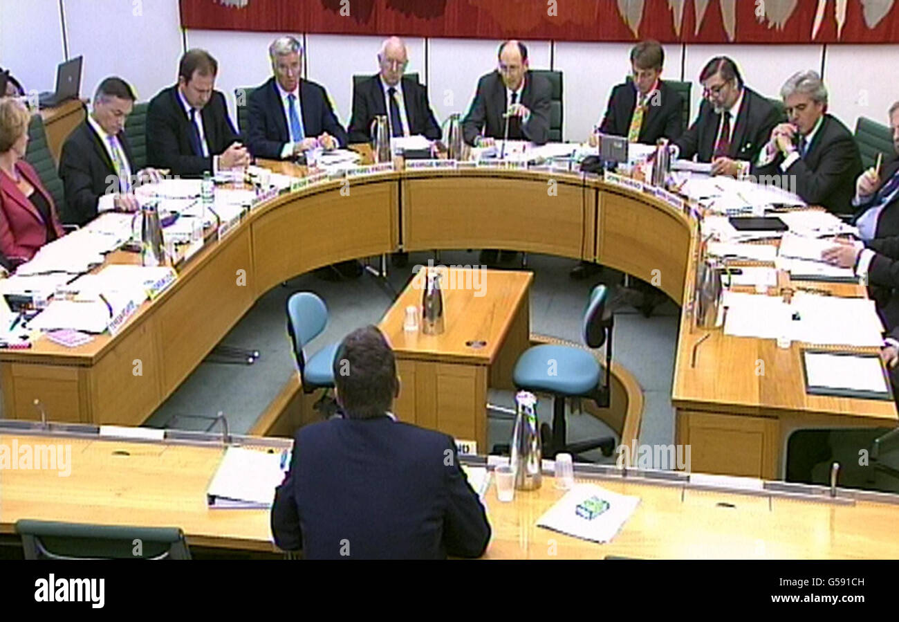 Former Barclays chief executive Bob Diamond arrives to give evidence to ...