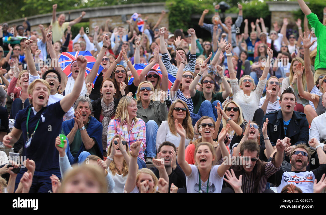 Fans on Murray Mount watch the action from the match between Great ...