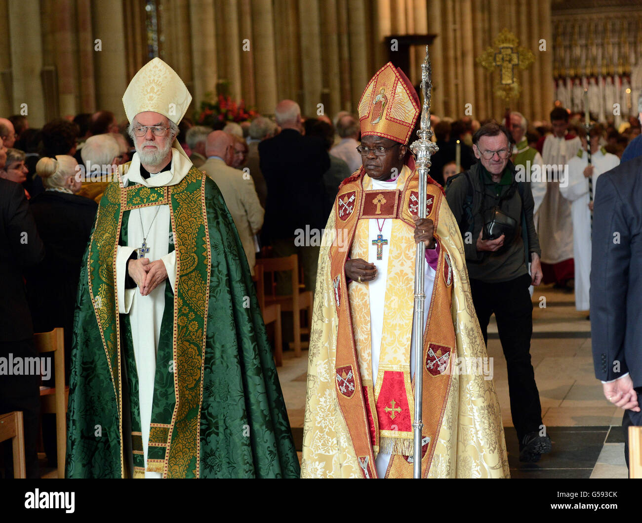 The Archbishop of Canterbury Dr Rowan Williams (left) with the ...
