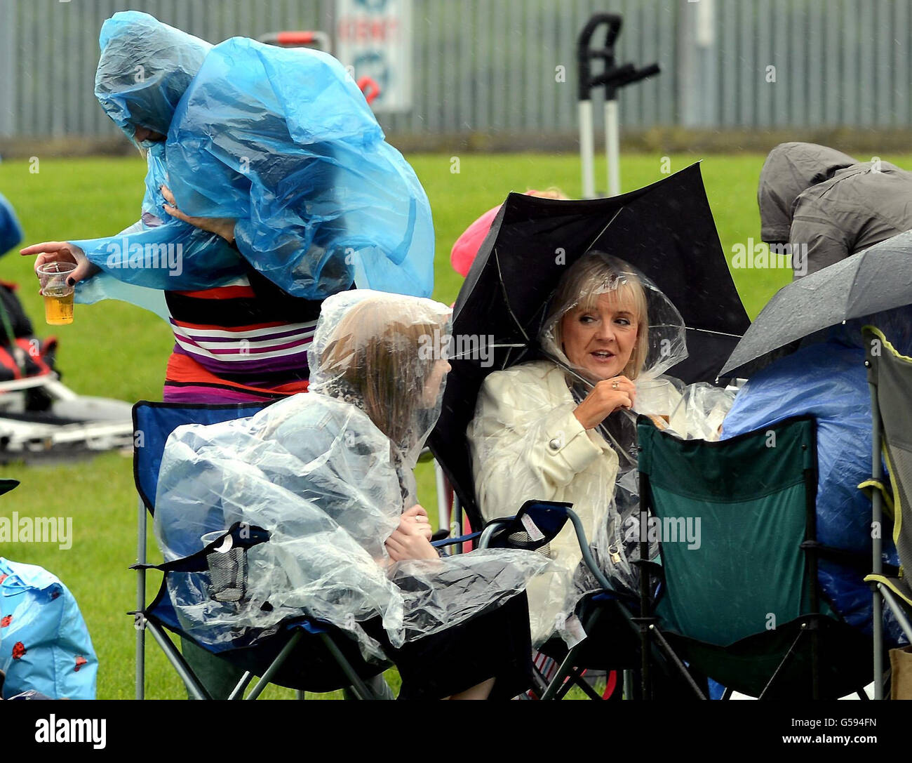 Race Goers Enjoy A Picnic Lunch On Macmillan Charity Raceday During The