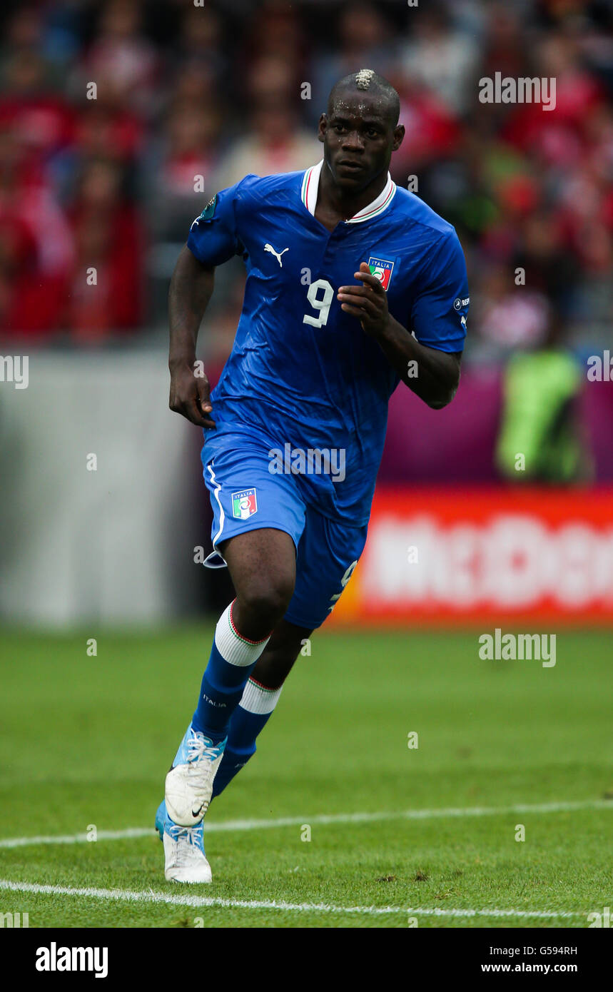 Soccer - UEFA Euro 2012 - Group C - Italy v Croatia - Stadium Poznan ...