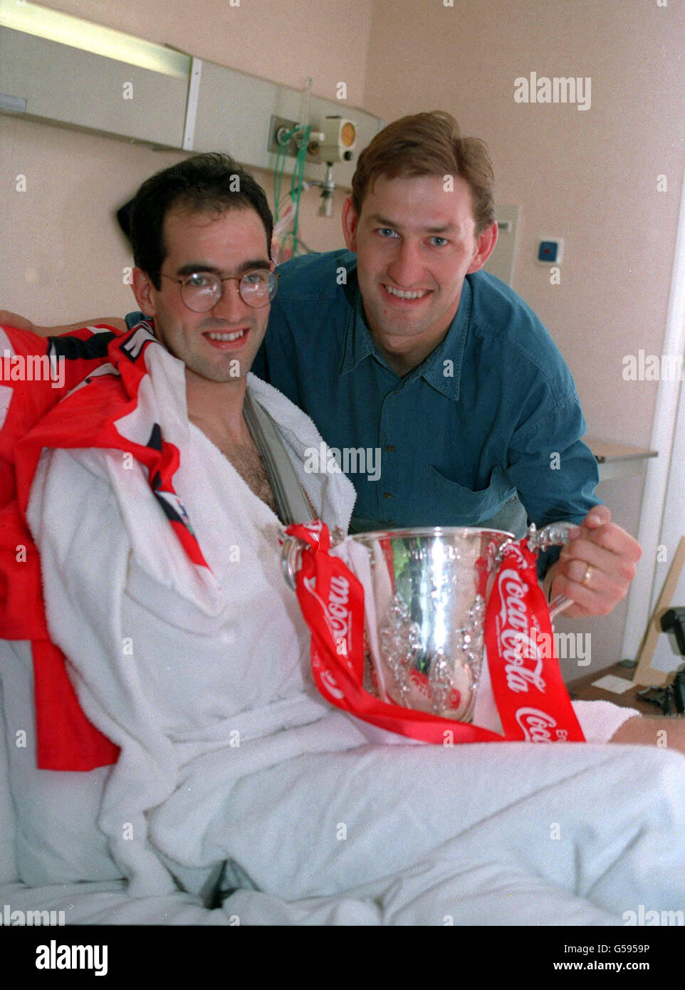 Recovering from a broken arm hi-res stock photography and images - Alamy