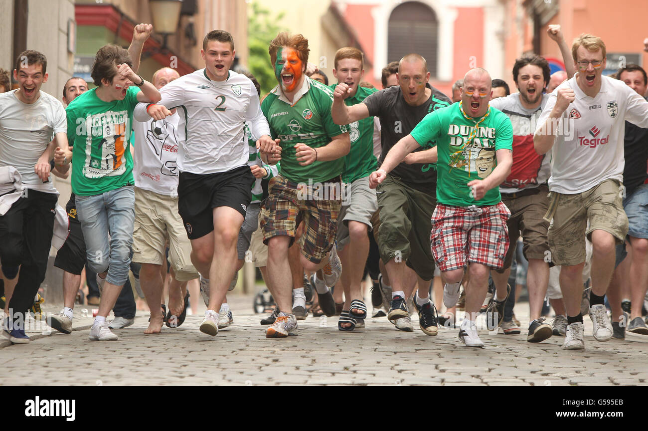 Irish fans star in Hardy Bucks film Stock Photo - Alamy
