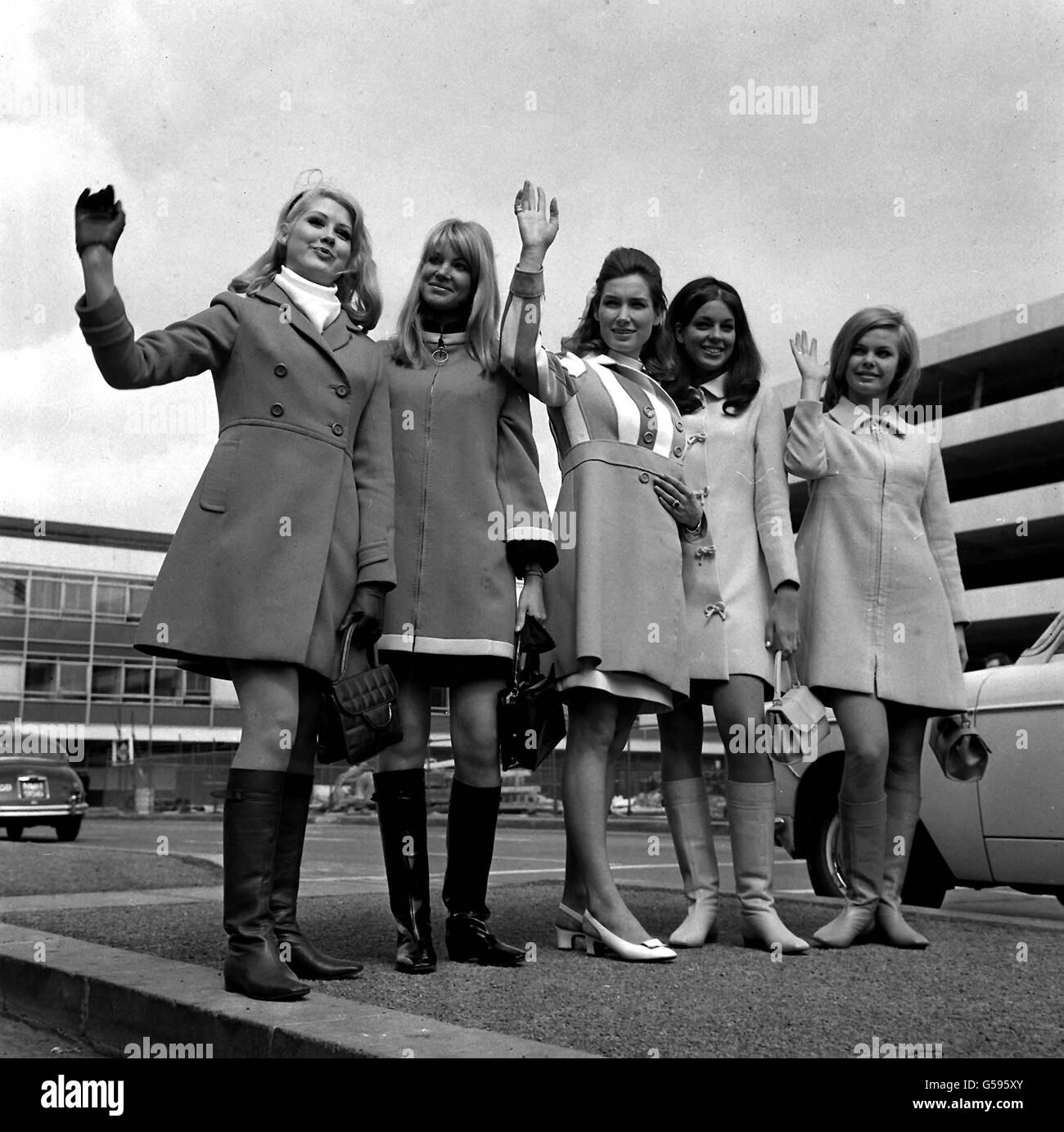 Girls star Black and White Stock Photos & Images - Alamy