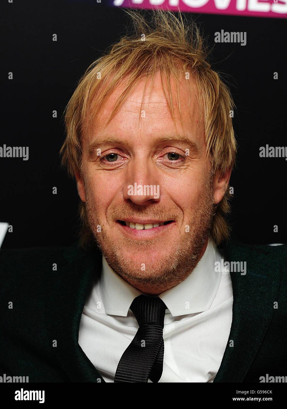 Rhys Ifans arriving for the premiere of The Amazing Spider-Man at the ...