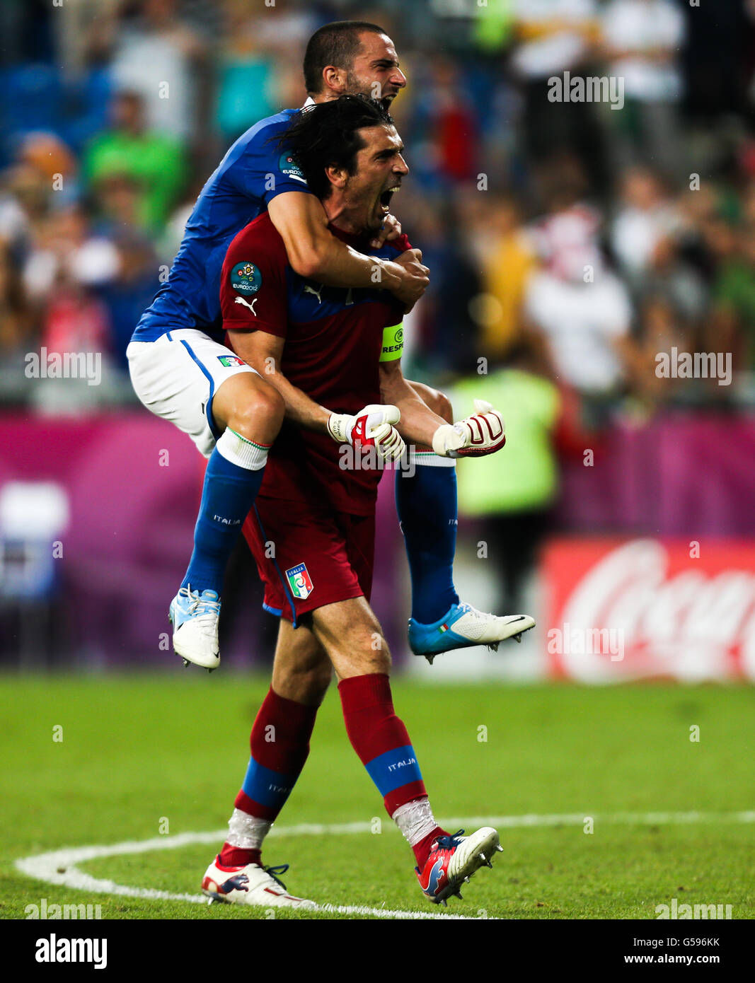 Gianluigi buffon italy after uefa hi-res stock photography and images ...