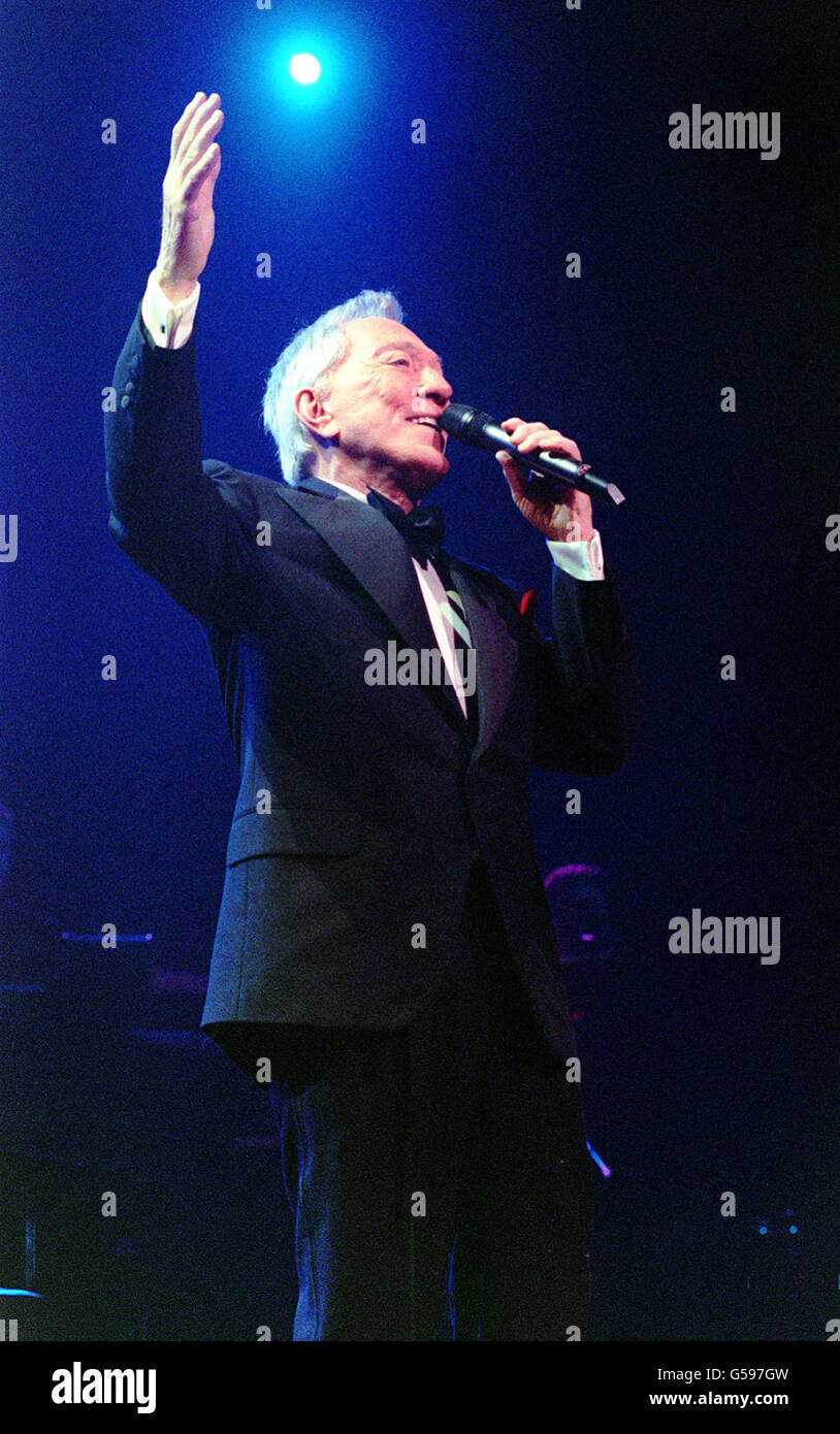 American singer andy williams in london hi-res stock photography and ...