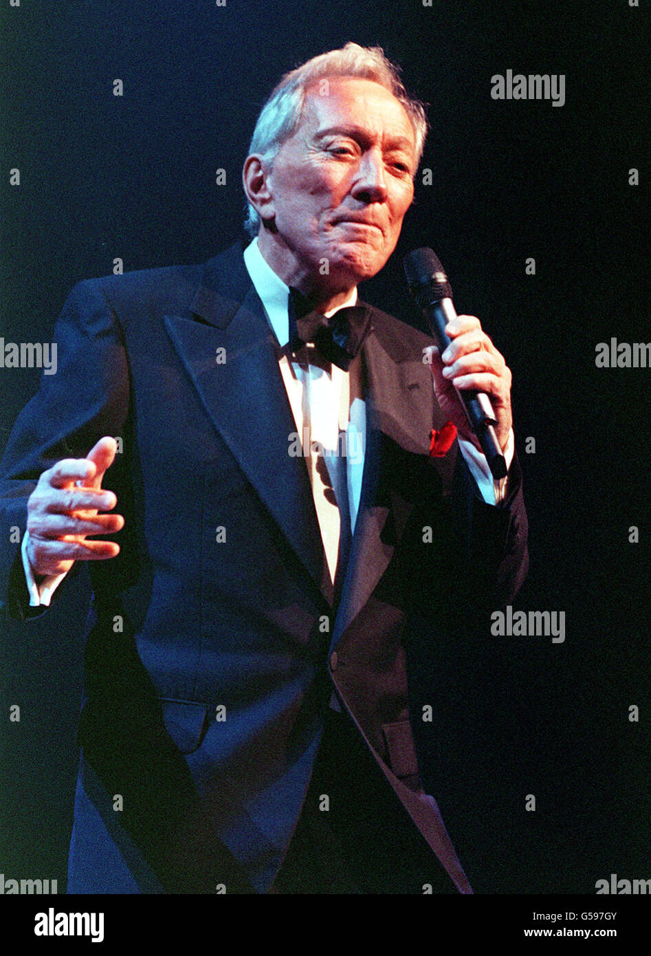 American singer andy williams in london hi-res stock photography and ...