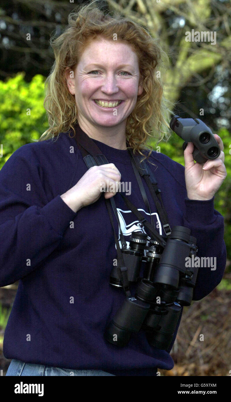 Charlie dimmock hi-res stock photography and images - Alamy