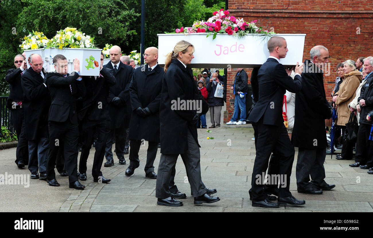 The funeral cortege of the Philpott children arrive at St Mary's RC ...