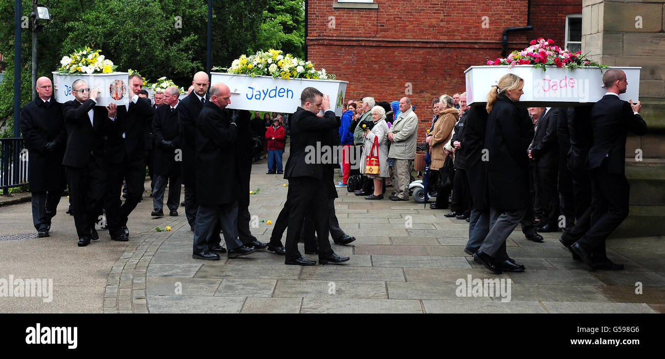 The funeral cortege of the Philpott children arrive at St Mary's RC ...