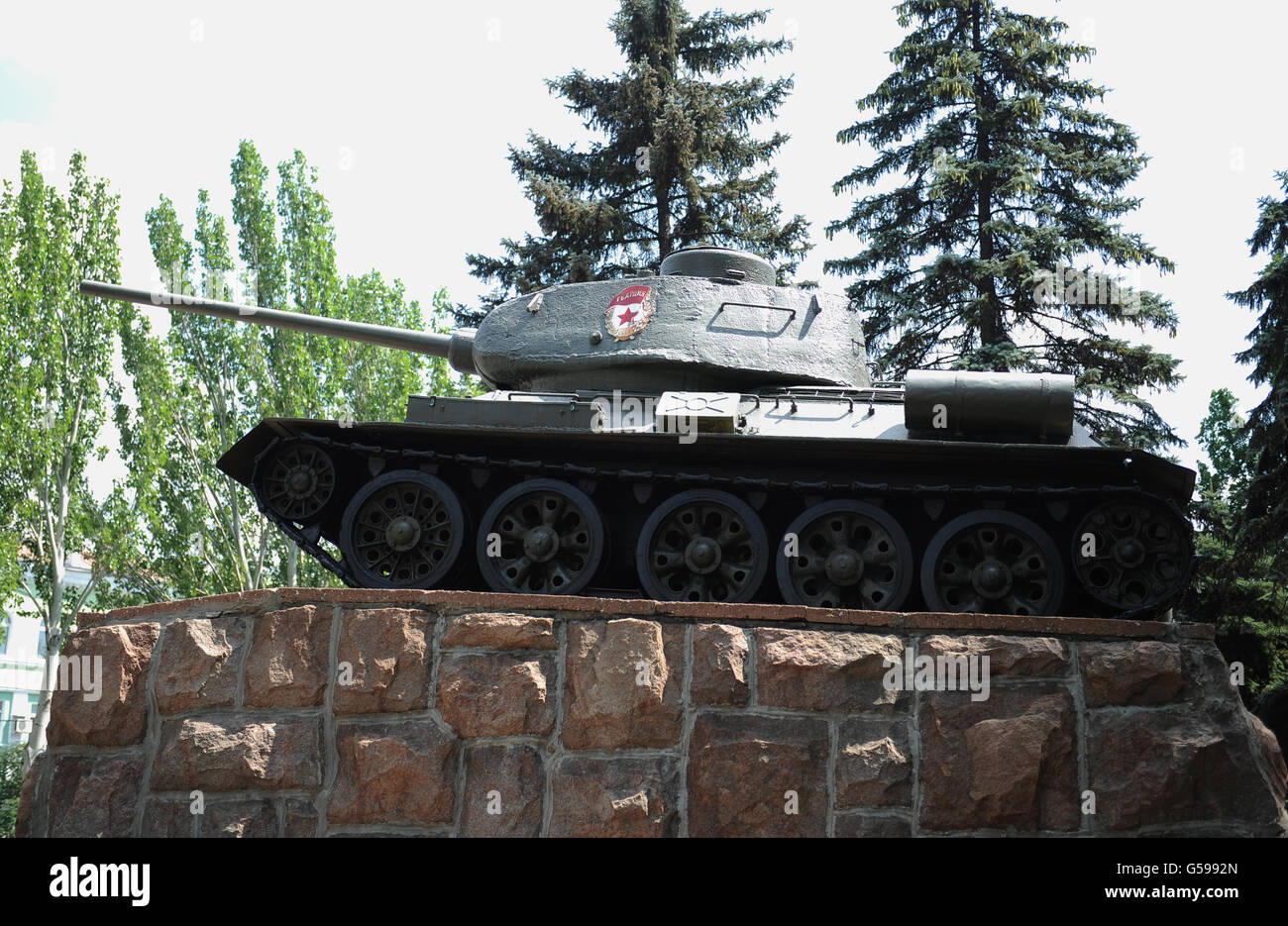 Tank on street hi-res stock photography and images - Alamy
