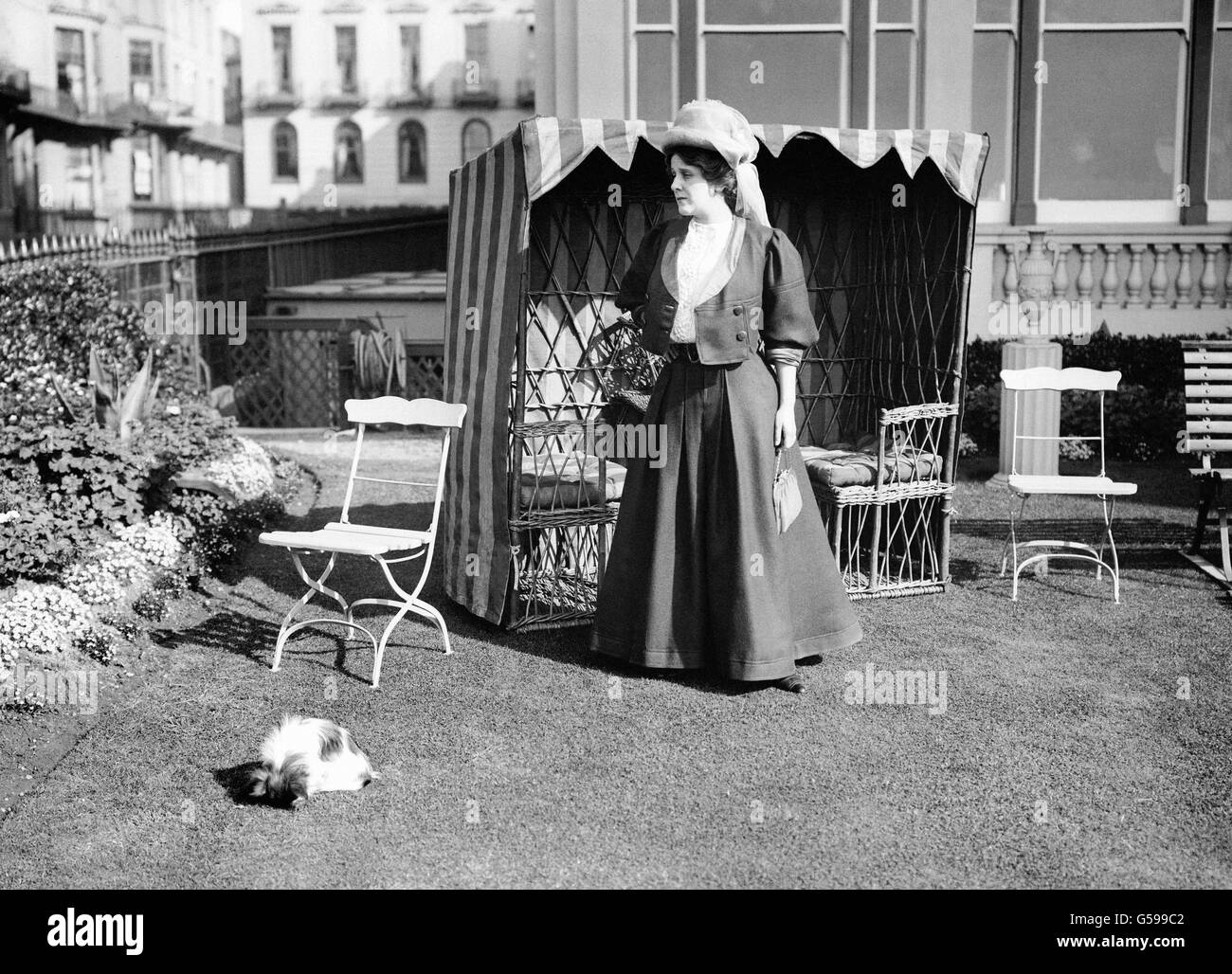 Resting stage Black and White Stock Photos & Images - Alamy