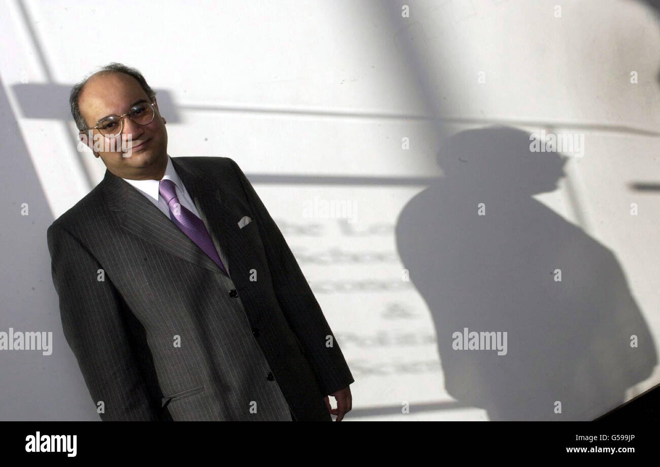 London Keith Vaz at LSE Stock Photo - Alamy