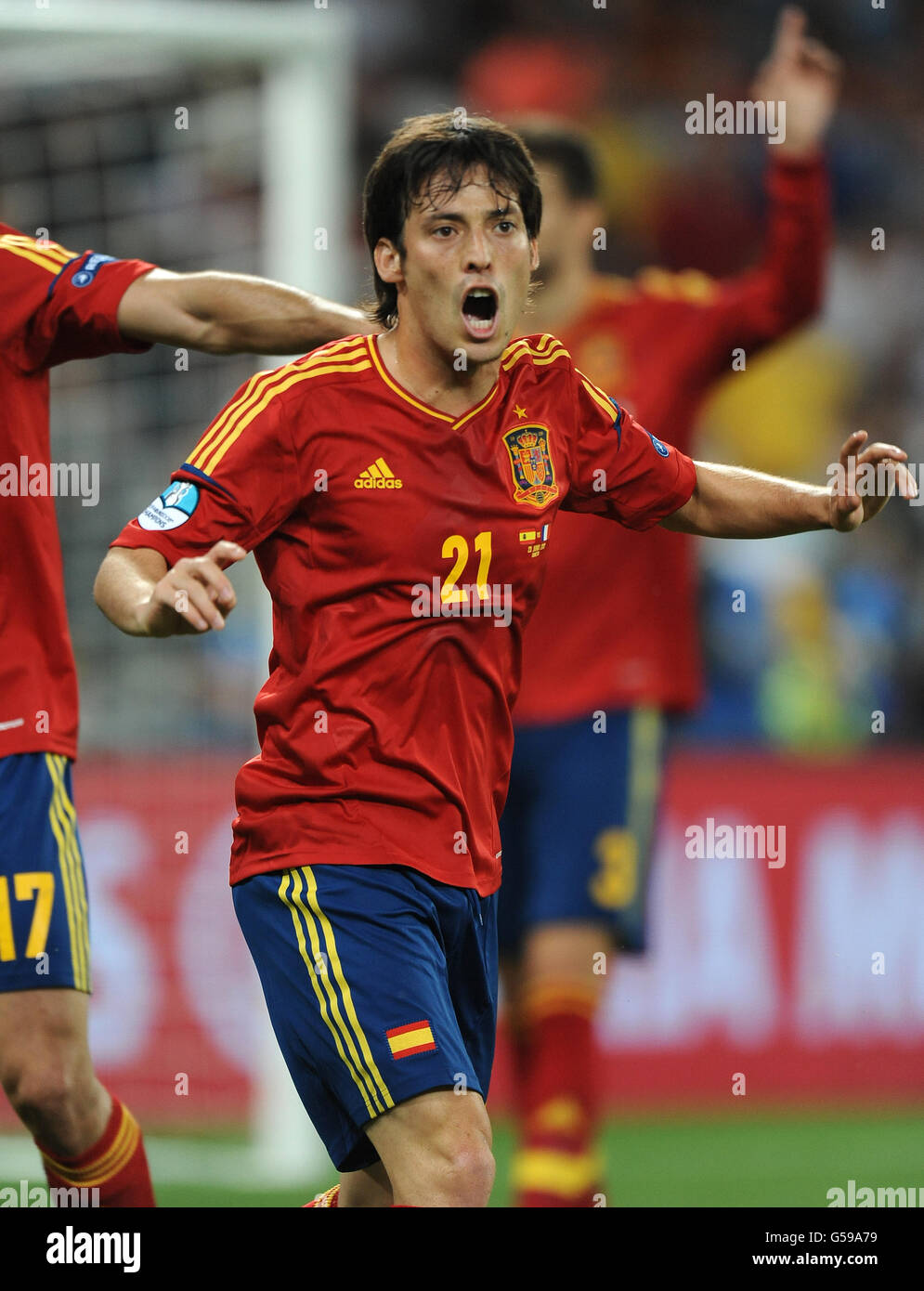 David silva spain 2012 final hi-res stock photography and images - Alamy