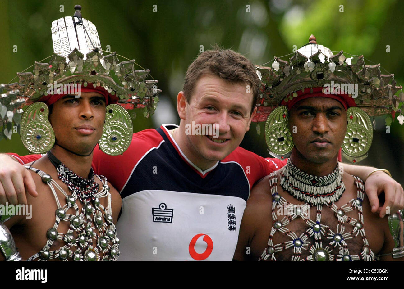 England spin bowler Robert Croft, with Kumara (left) and Rupasingha ...