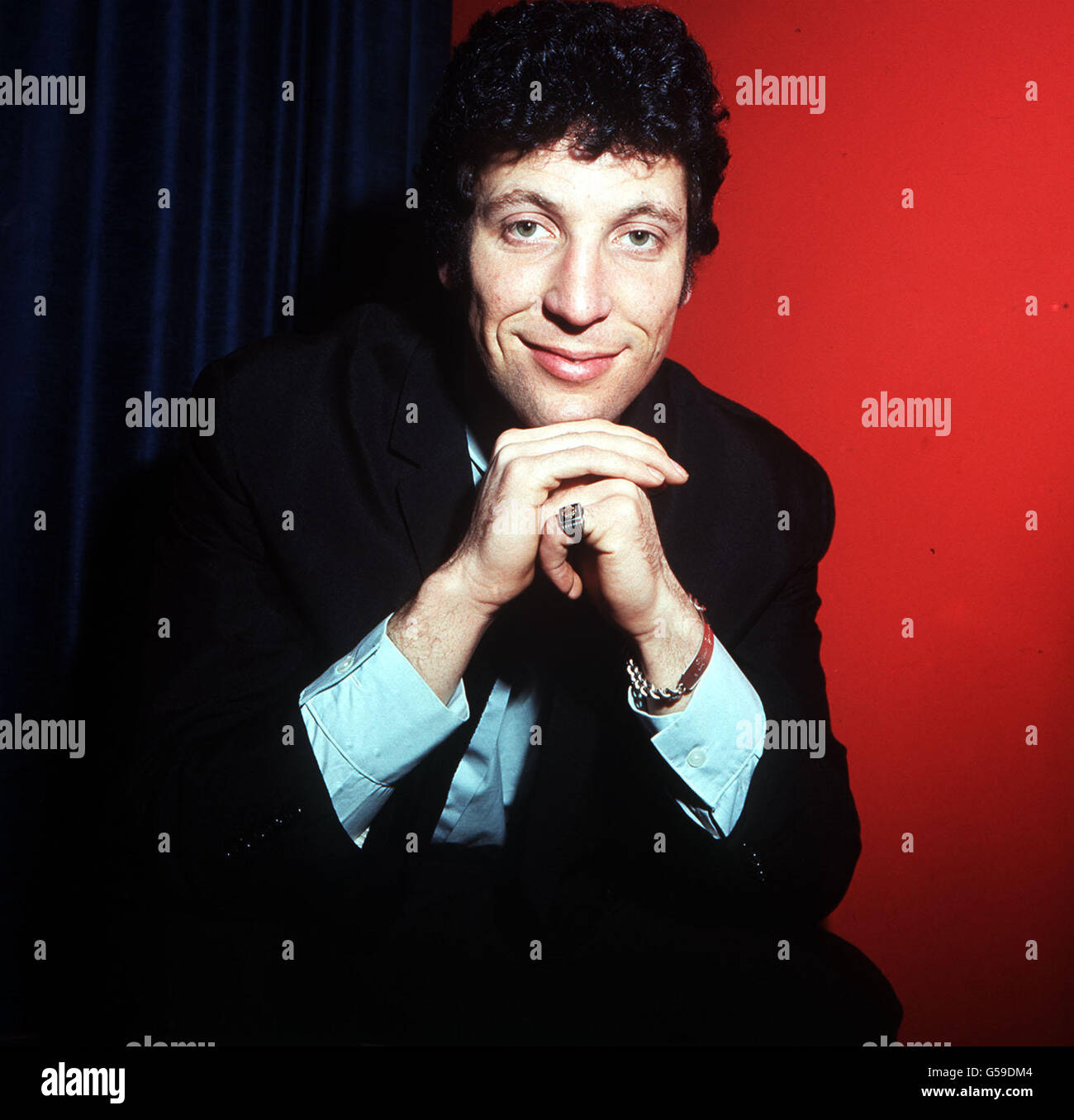 Tom Jones 1965 Stock Photo: 106543812 - Alamy