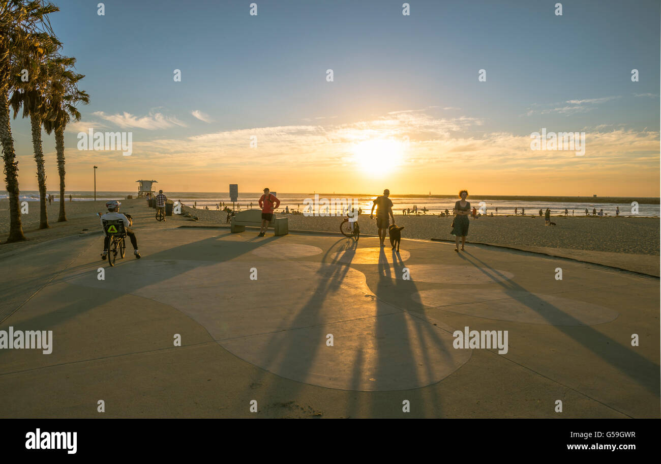 Sunset viewed from Dog Beach in Ocean Beach. San Diego, California ...