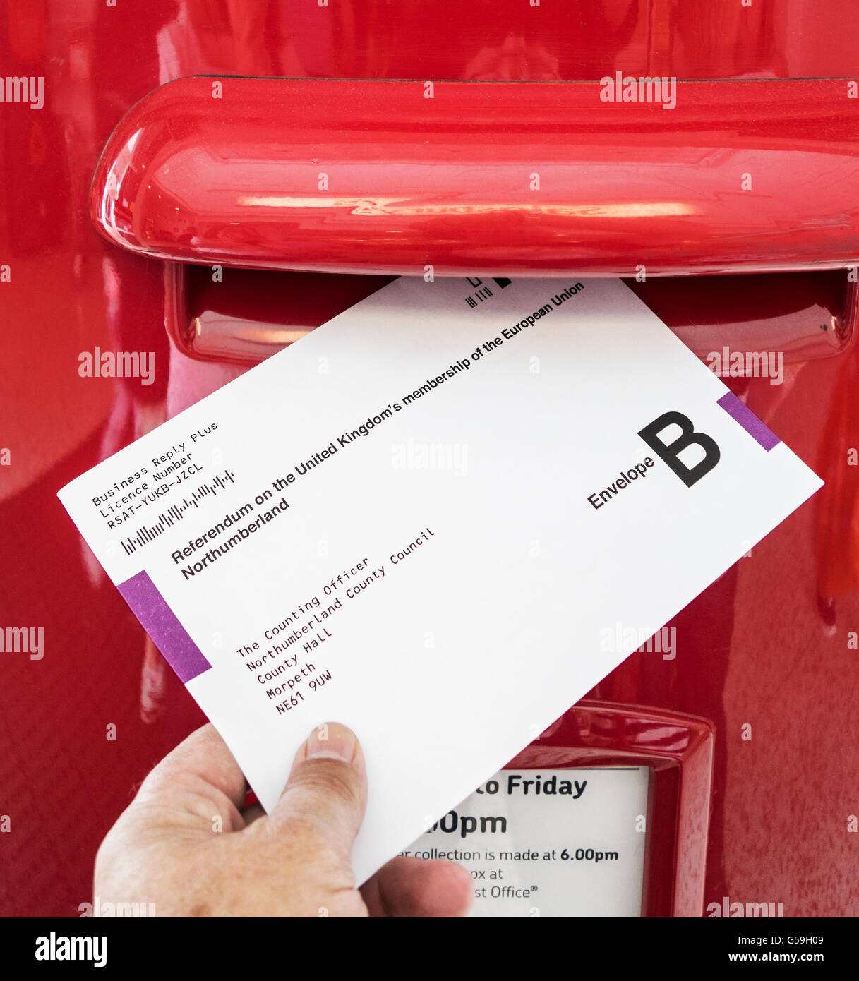 Voting uk 2015 hi-res stock photography and images - Alamy