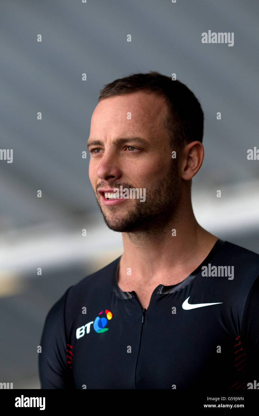 Athletics oscar pistorius feature lee valley athletics centre hi-res ...