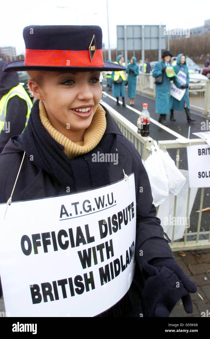 Airline workers strike hi-res stock photography and images - Alamy