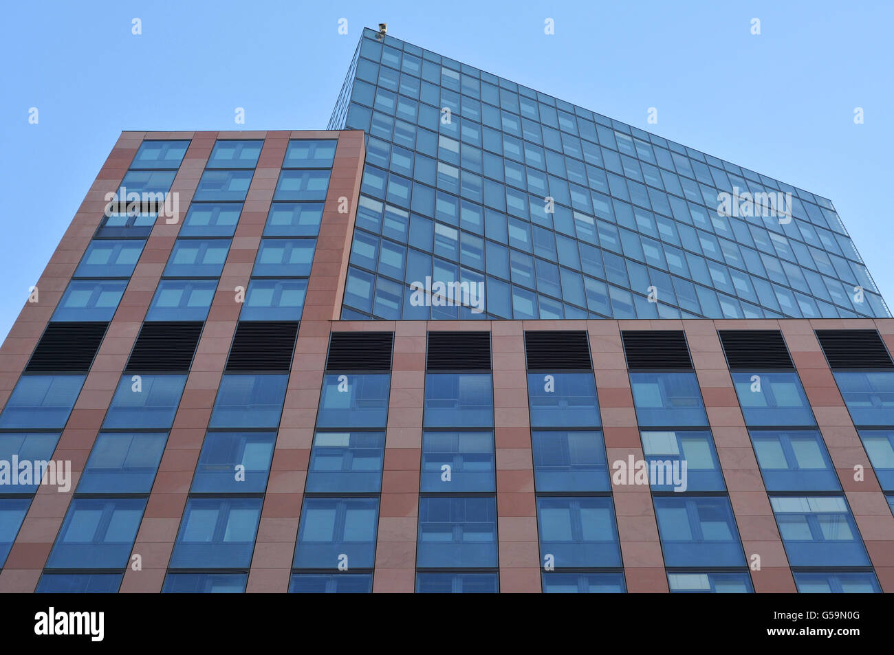 Rectangle building hi-res stock photography and images - Alamy