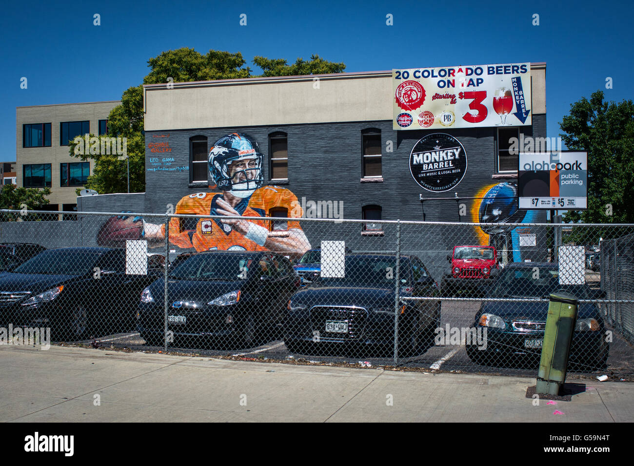 Denver broncos hi-res stock photography and images - Alamy