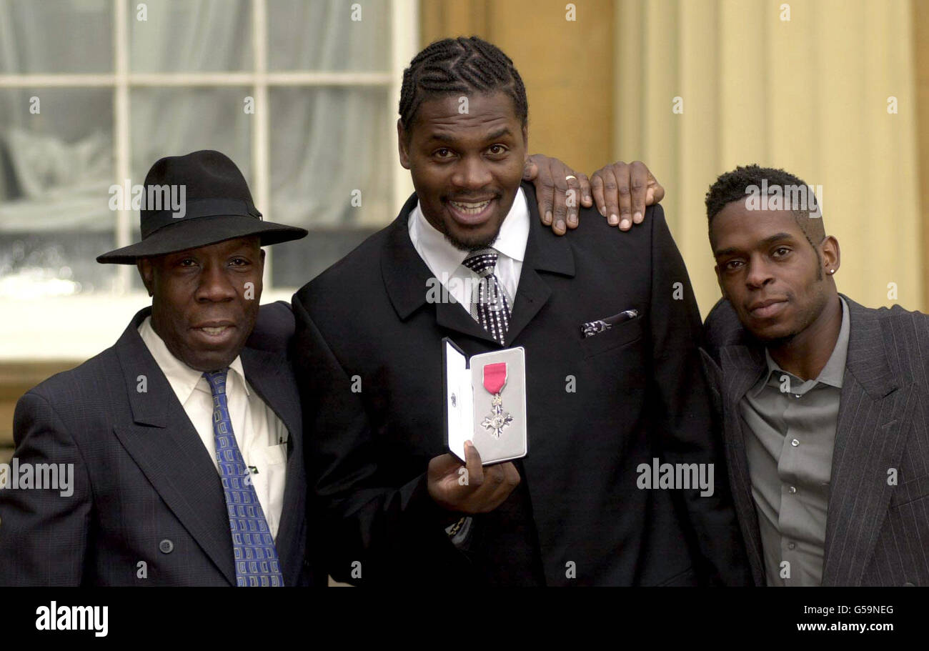 Investiture Audley Harrison MBE Stock Photo - Alamy