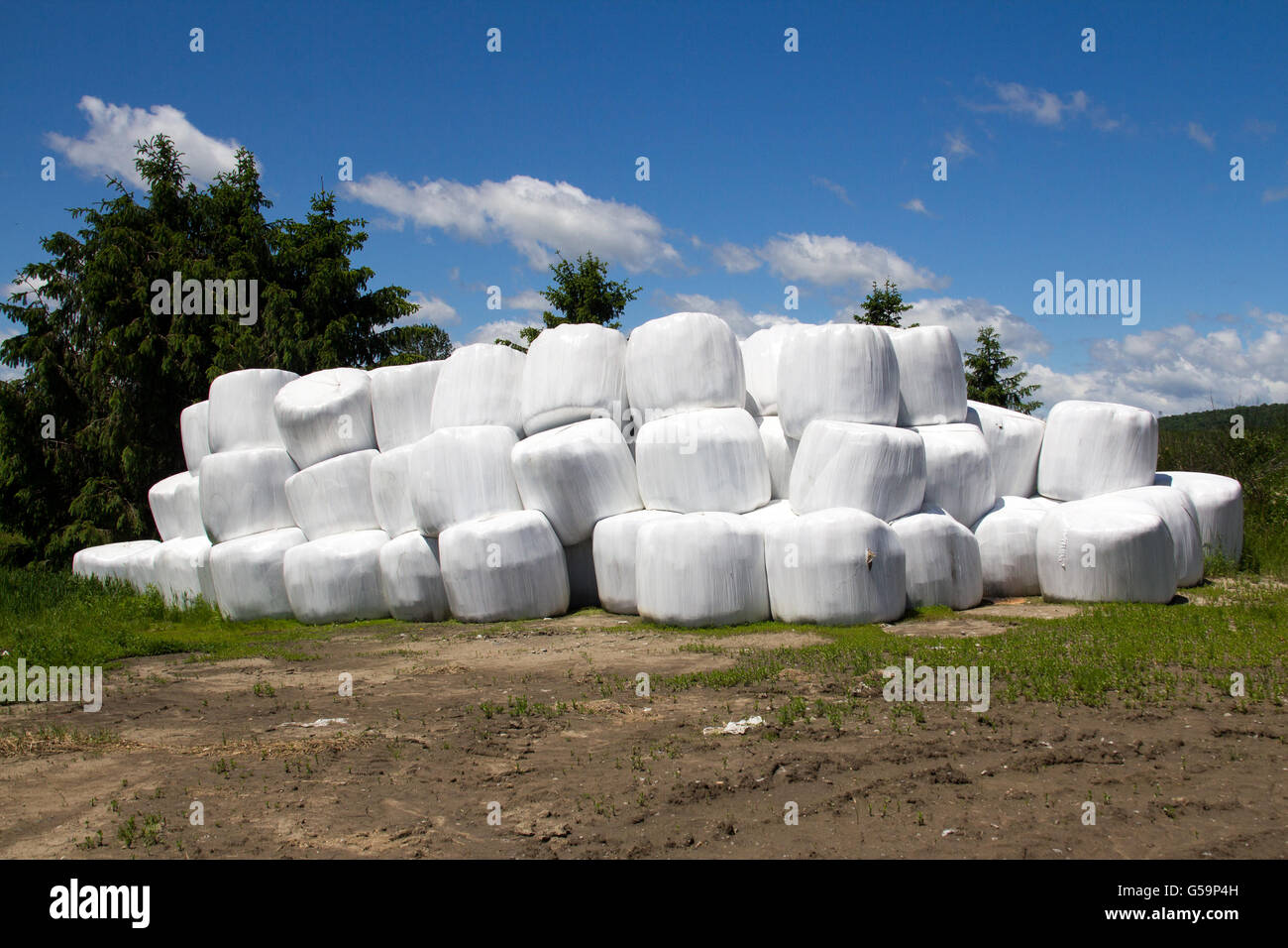 Farm stack hi-res stock photography and images - Alamy