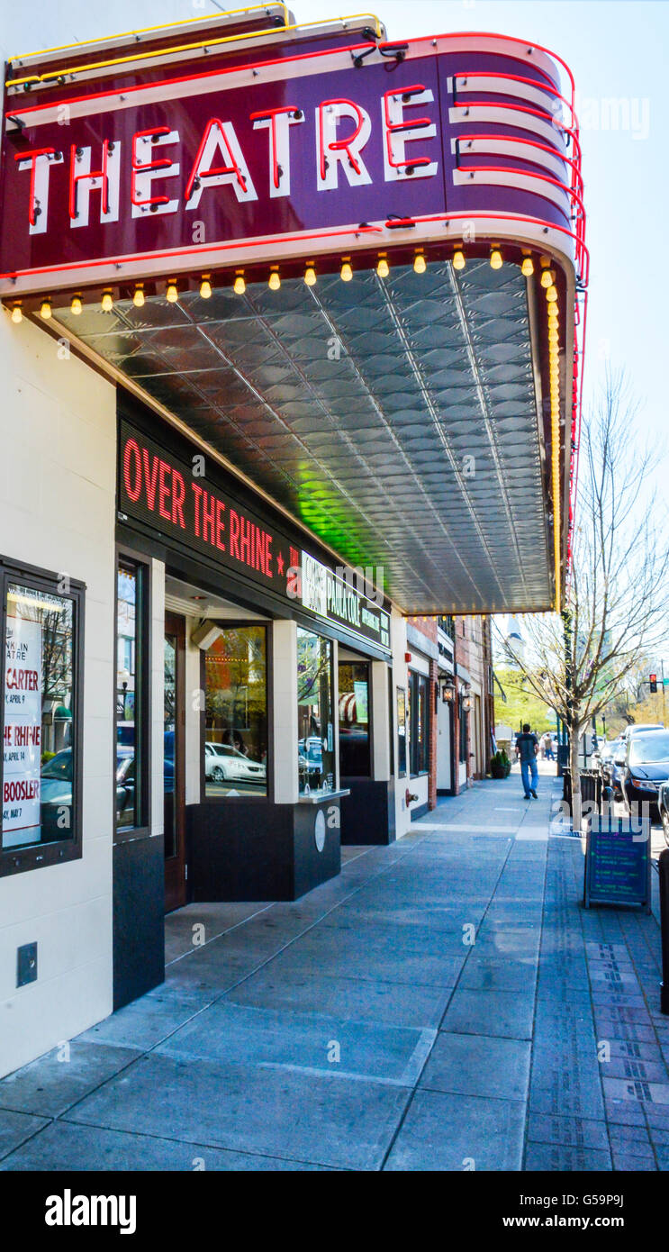 The retro Franklin Theater, an Art Deco building, attracts live ...