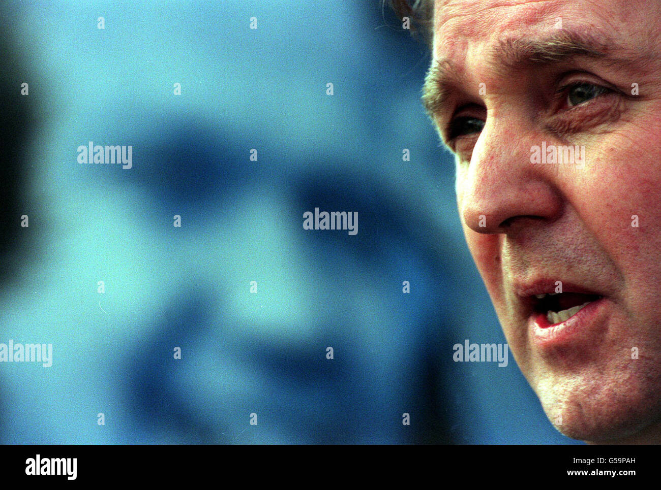 Politics semi profile head head shot campaigning alan milburn hi-res ...