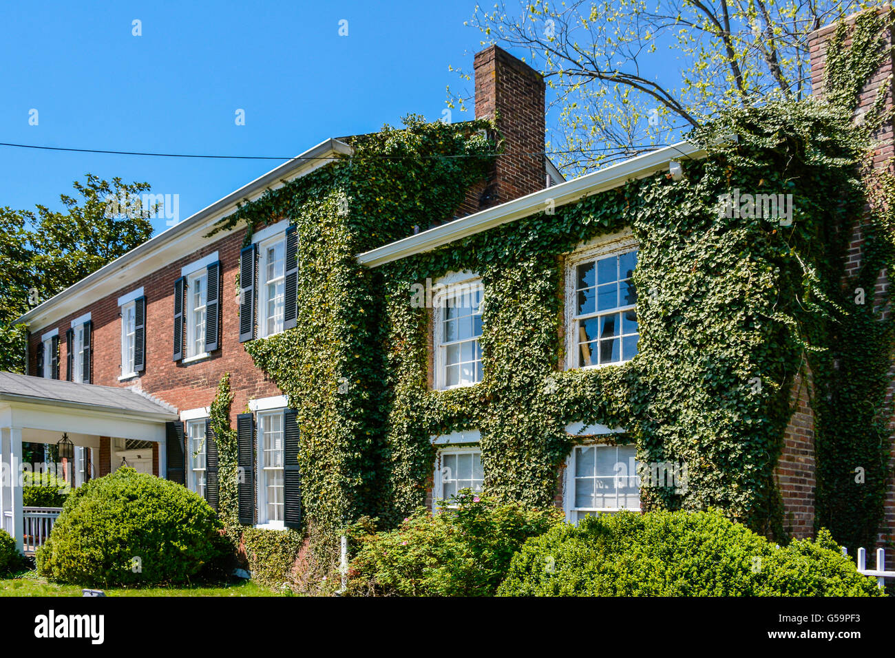 Federalist style architecture High Resolution Stock Photography and ...