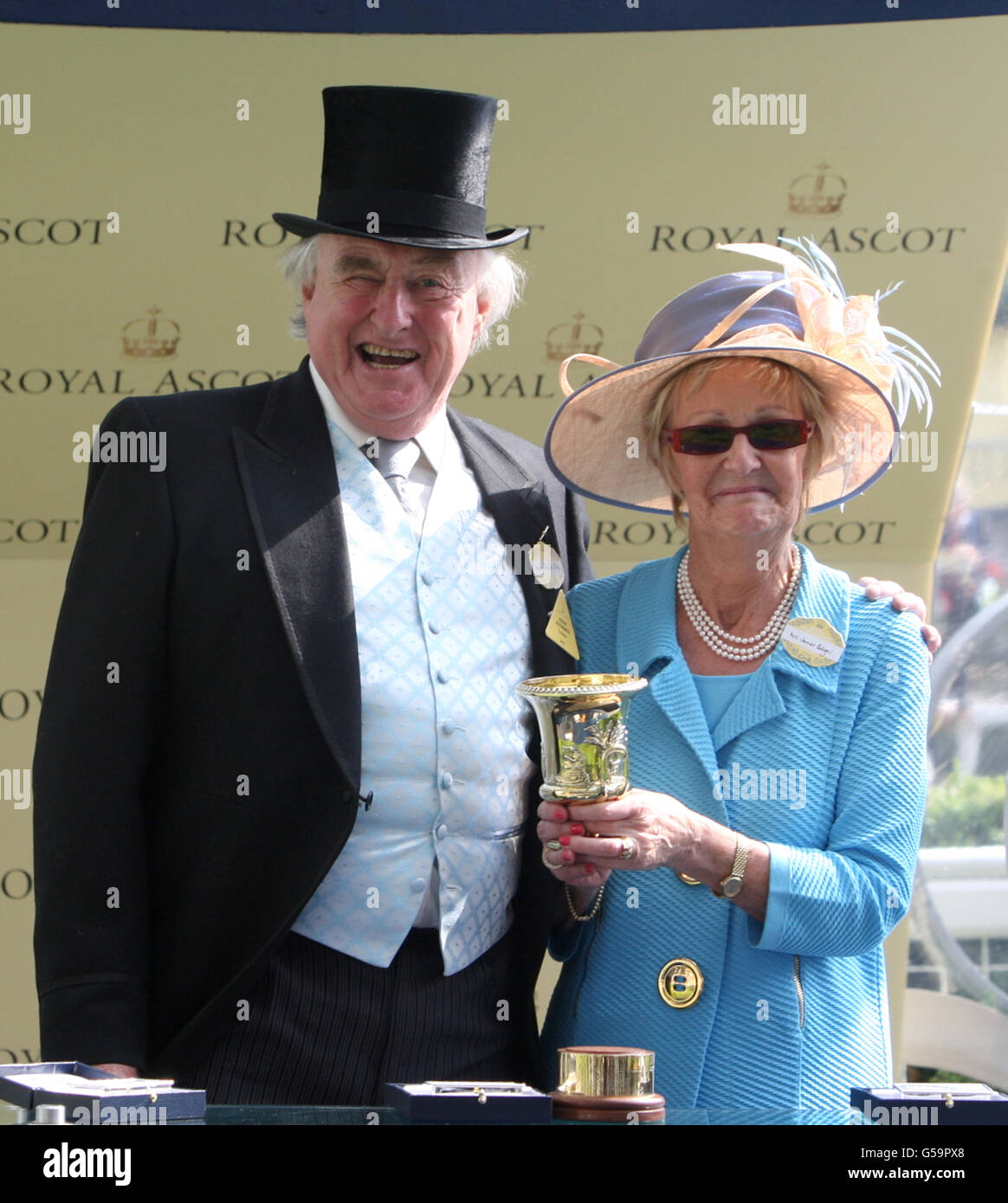 Dawn approach ascot hi-res stock photography and images - Alamy