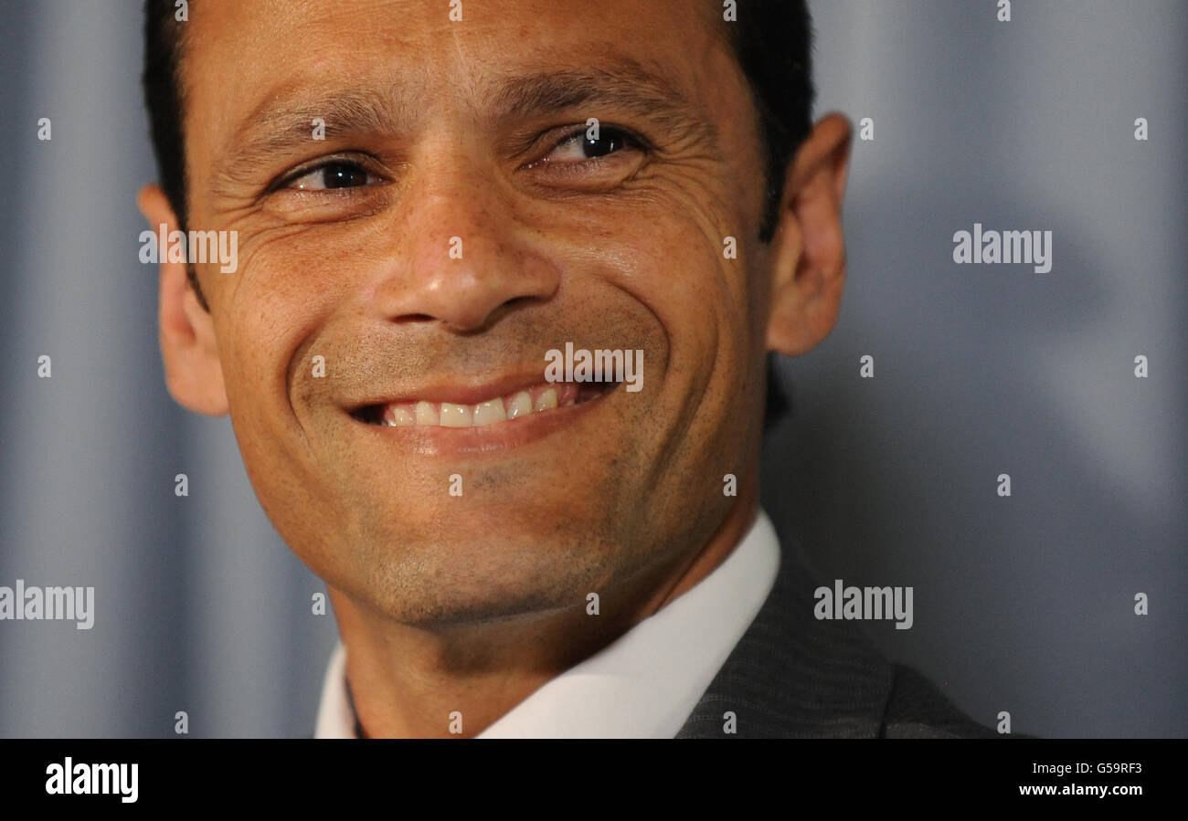 Mark ramprakash announces his retirement from first class cricket hi ...