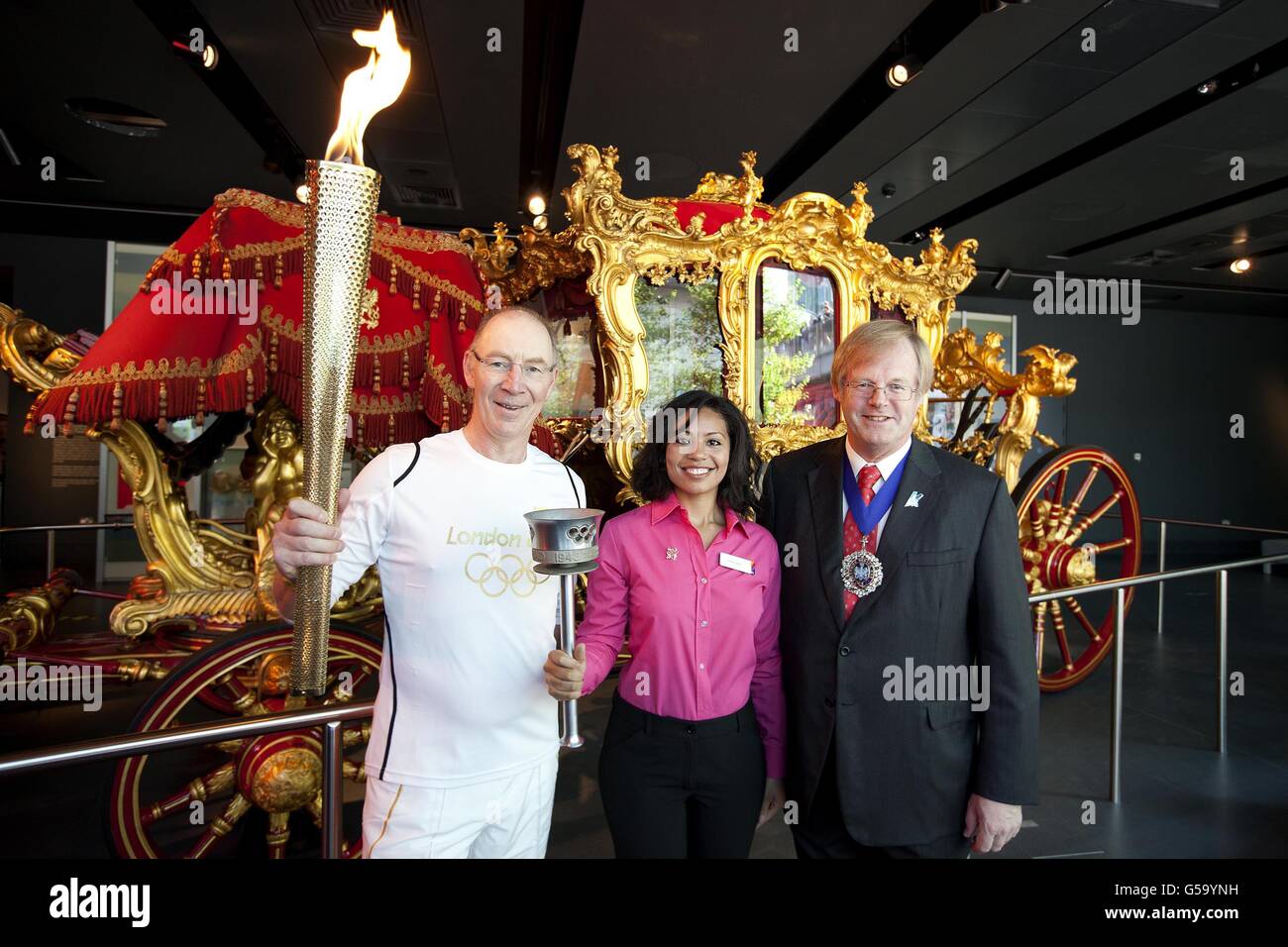 Olympic torch bearer robert swannell hi-res stock photography and ...