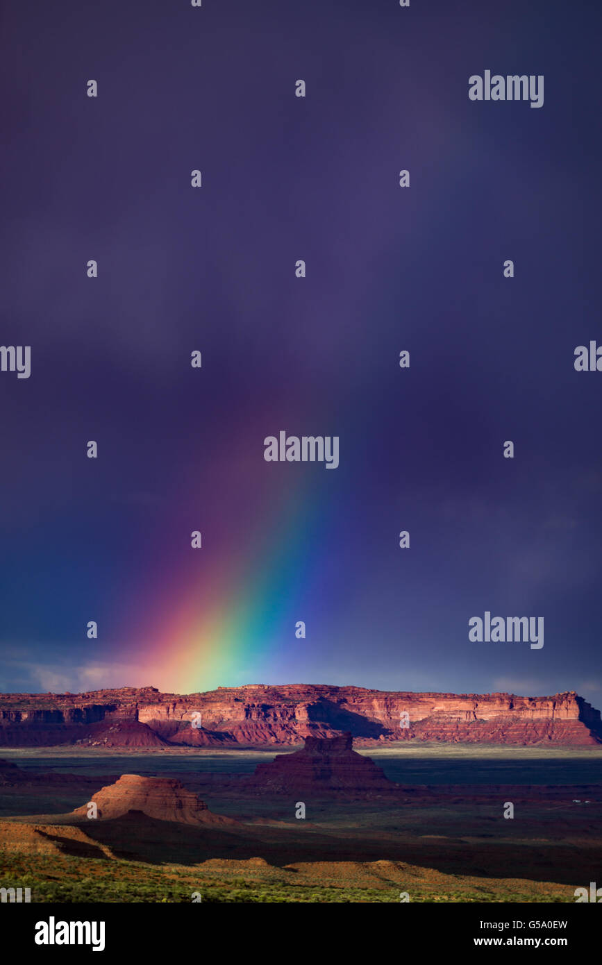 Monument valley rainbow hi-res stock photography and images - Alamy
